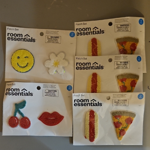 Room Essentials | Accessories | Room Essentials Patch Set With Fun ...